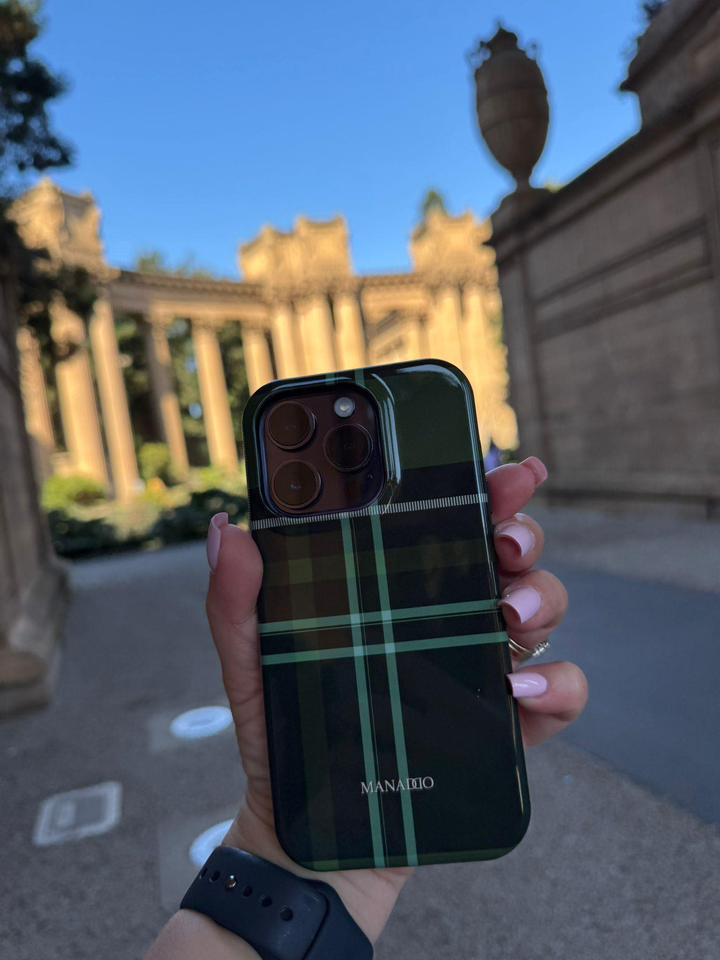 Unique, Stylish & Hand-Designed Phone Accessories | Manaddo