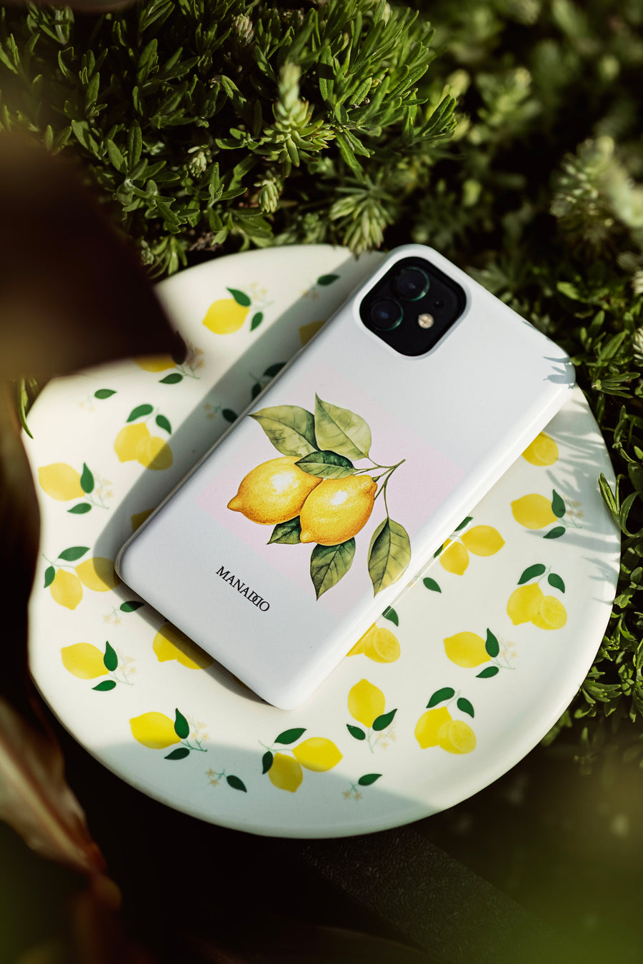 Unique, Stylish & Hand-Designed Phone Accessories | Manaddo
