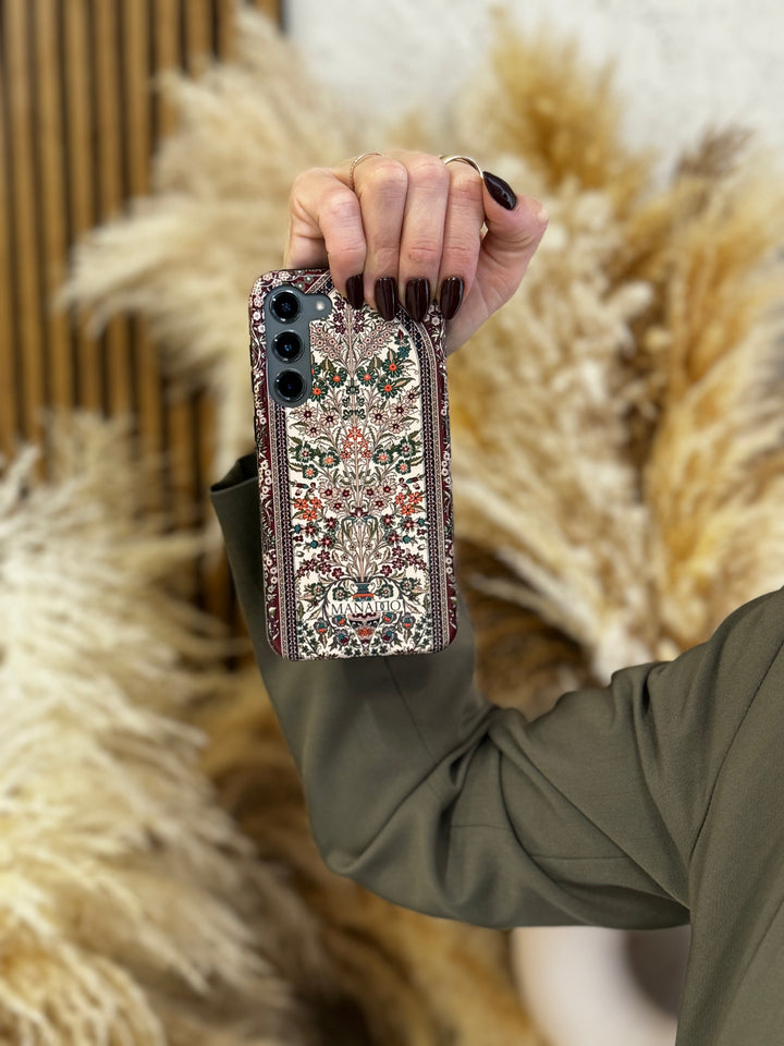 Unique, Stylish & Hand-Designed Phone Accessories | Manaddo